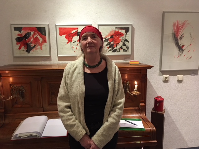 Ausstellung „36,6 Grad Celsius“ von Angela Hampel in der Galerie Mitte ...